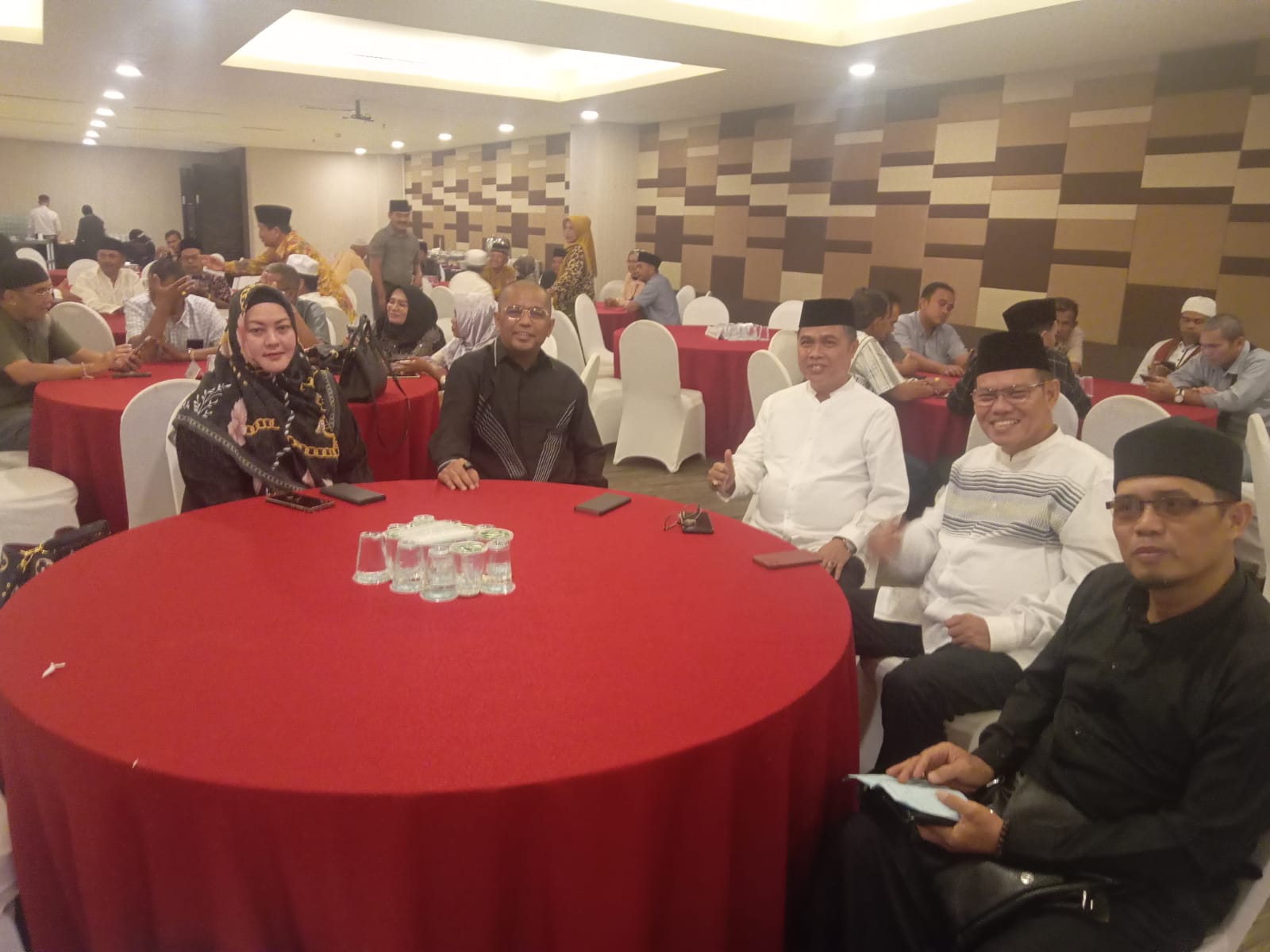 Pengusaha Sukses Asal Piaman Arisal Aziz Temu Ramah dengan PKDP ...